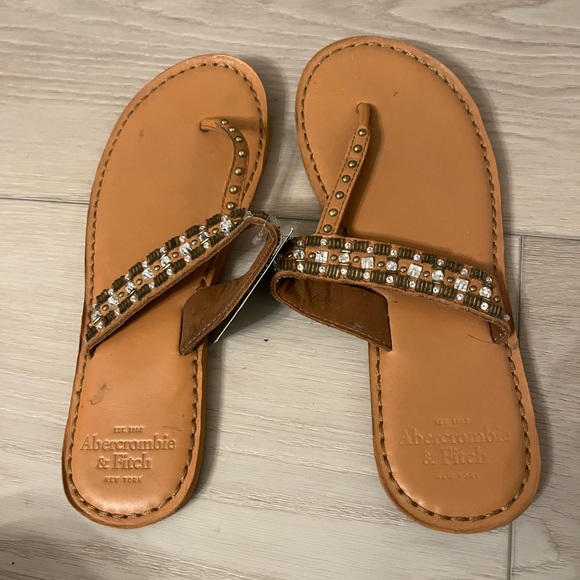 Abercrombie & Fitch | Shoes | Abercrombie Fitch Thong Sandals | Poshmark